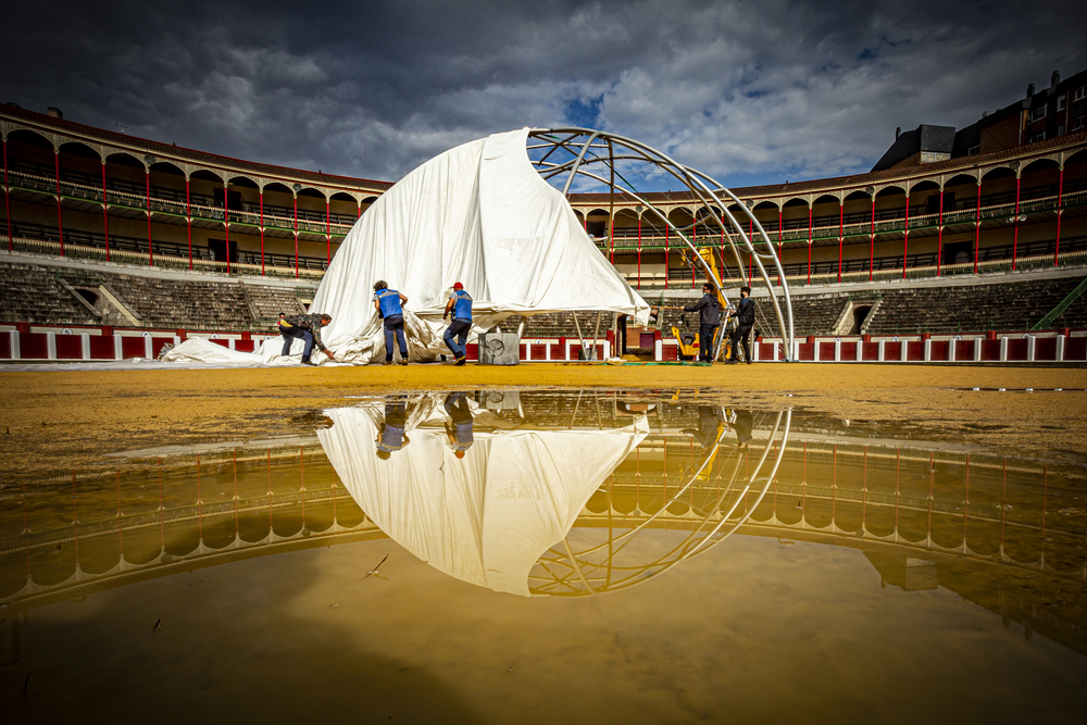 La plaza de toros de Valladolid se transforma en una gran terraza - El ...